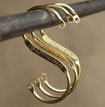 UES “S” Shaped Denim Hanger - CORLECTION