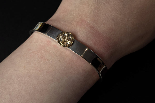 First Arrow's 8mm Plain Silver bangle with 18K "Medicine Mark" Emblem ...